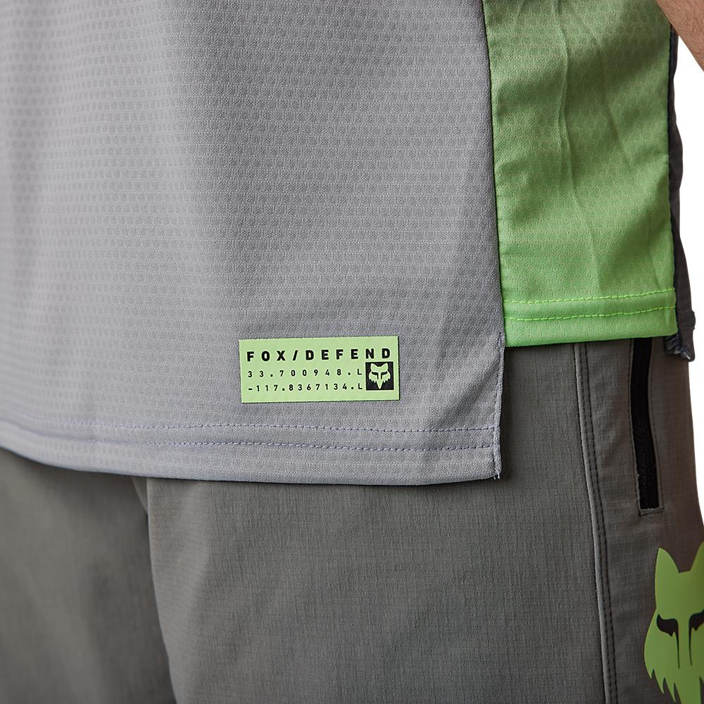 Dres - FOX Defend Ss Cekt 2023 - Black/Grey | DOOKIE.cz